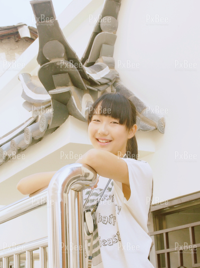 girl-facial expression-black hair-expression-chuckle | Stock Photo ...